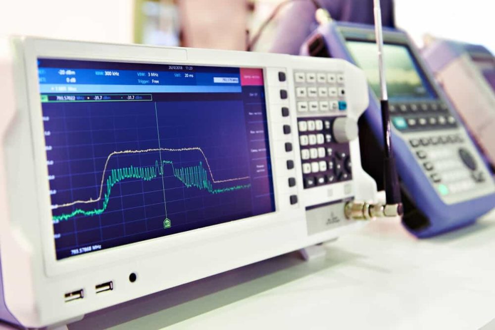 Handheld Spectrum Analyzers for Field Use: Top Picks & Budget Finds